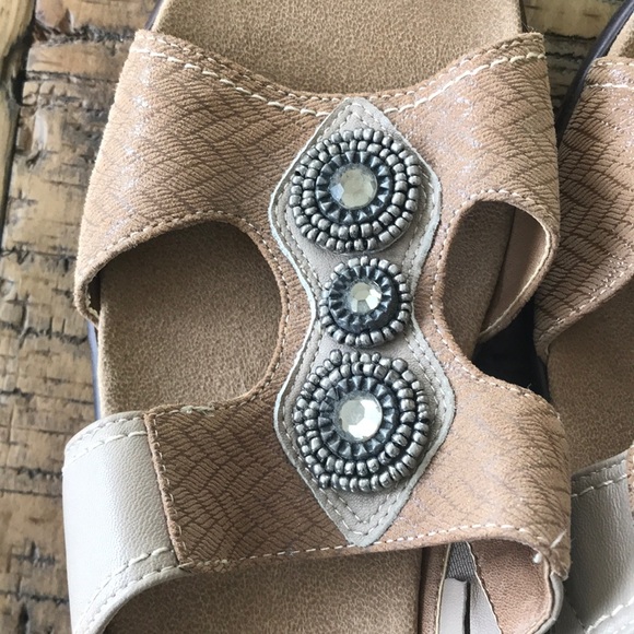 Michelle D | Shoes | Michelle D Tan Sandal With Embellishment Size 82 ...